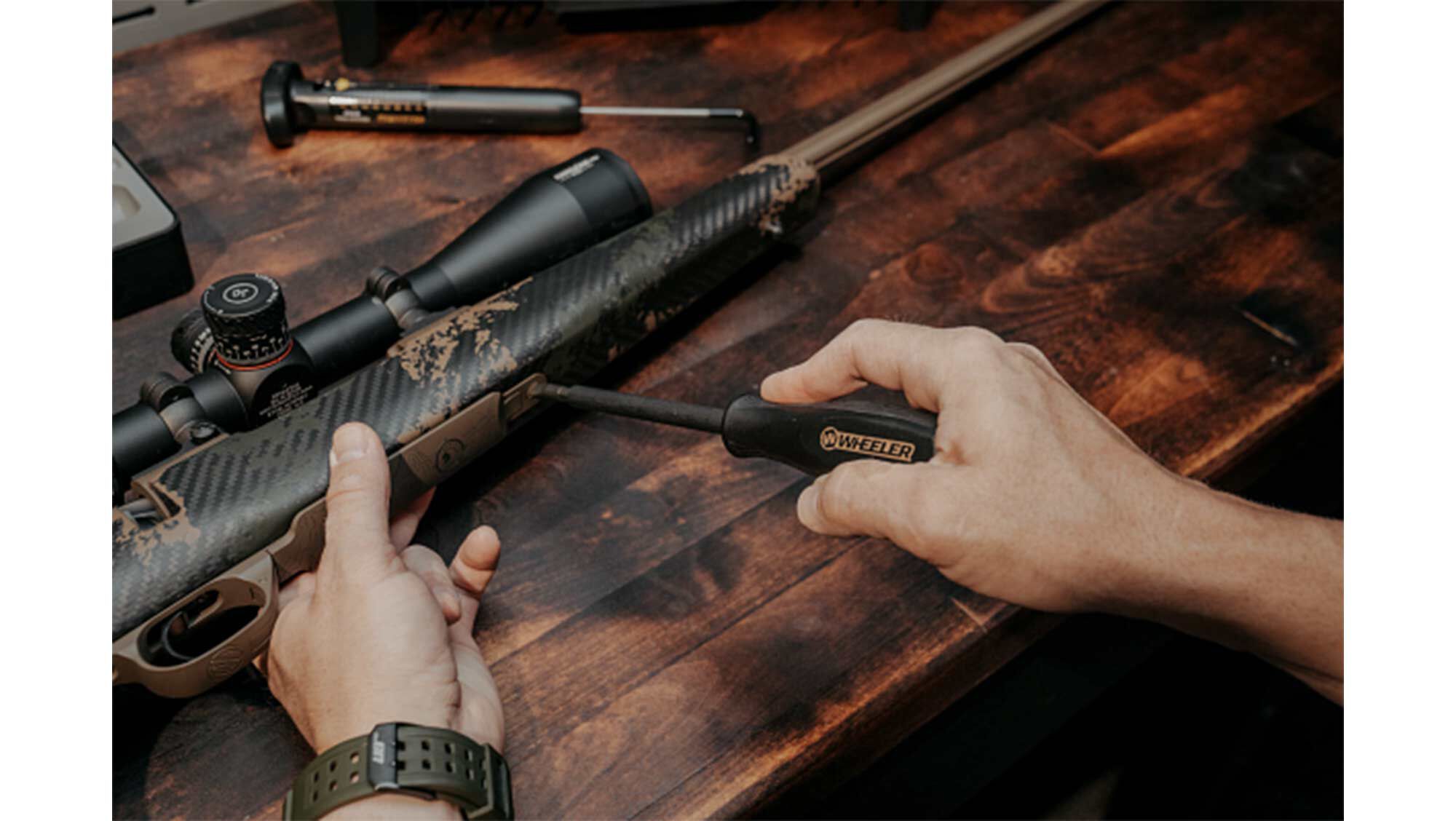 100 Piece Professional Screwdriver Set | Wheeler